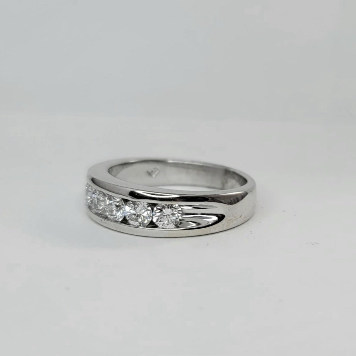 5 STONE CHANNEL SET WEDDING BAND – Azadi Jewellery